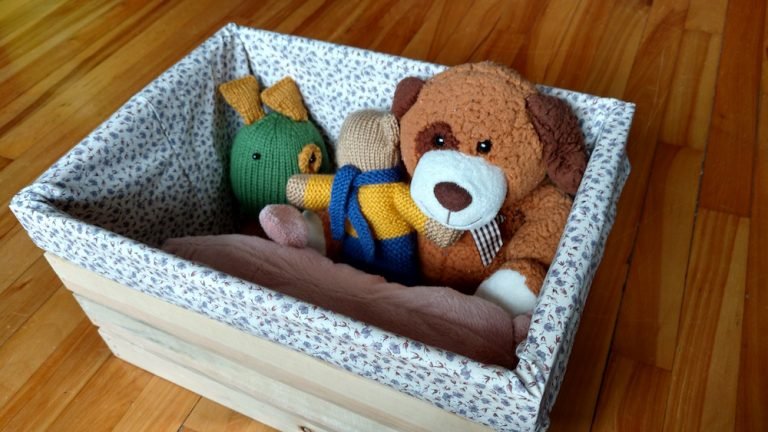 Gatherings Crate Liner | Sewing Pattern by Rachel Rossi