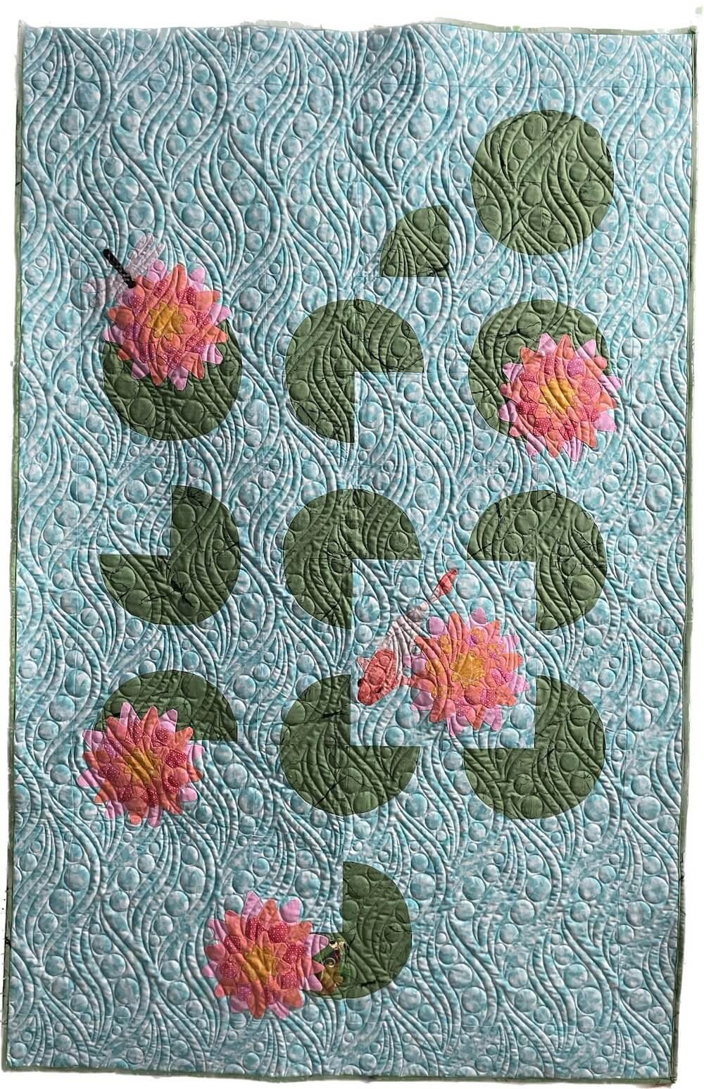 Water's Edge | Curved Circle Lake Quilt